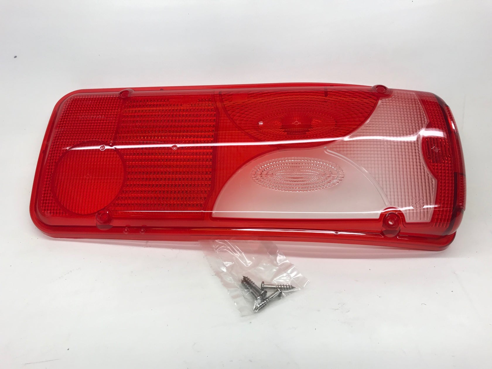 SPRINTER TAIL LAMP LENS R/H CHASSIS CAB REAR – TruckVanParts