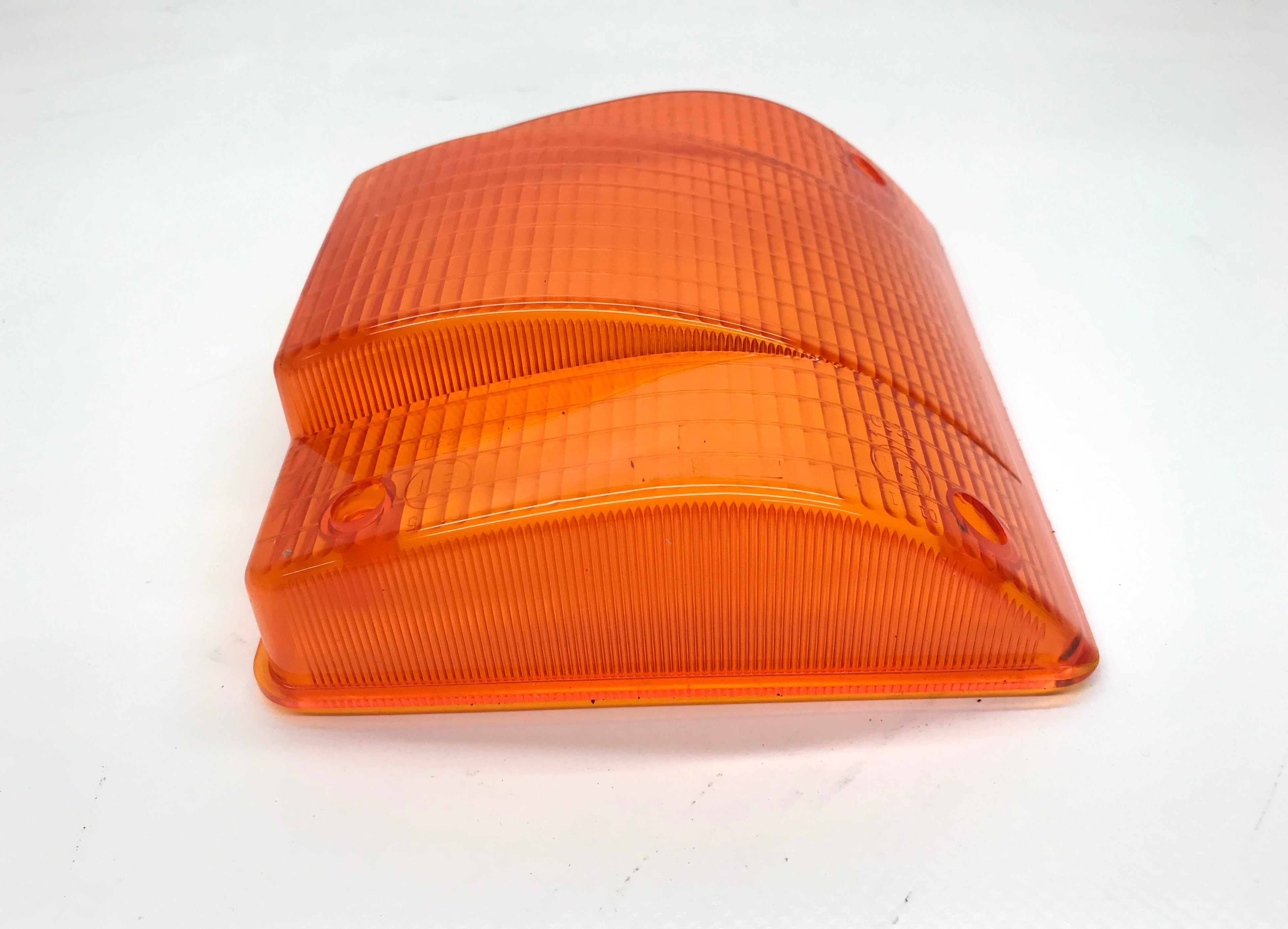 MAN L2000 FRONT BUMPER INDICATOR LENS 1994>1999 – TruckVanParts
