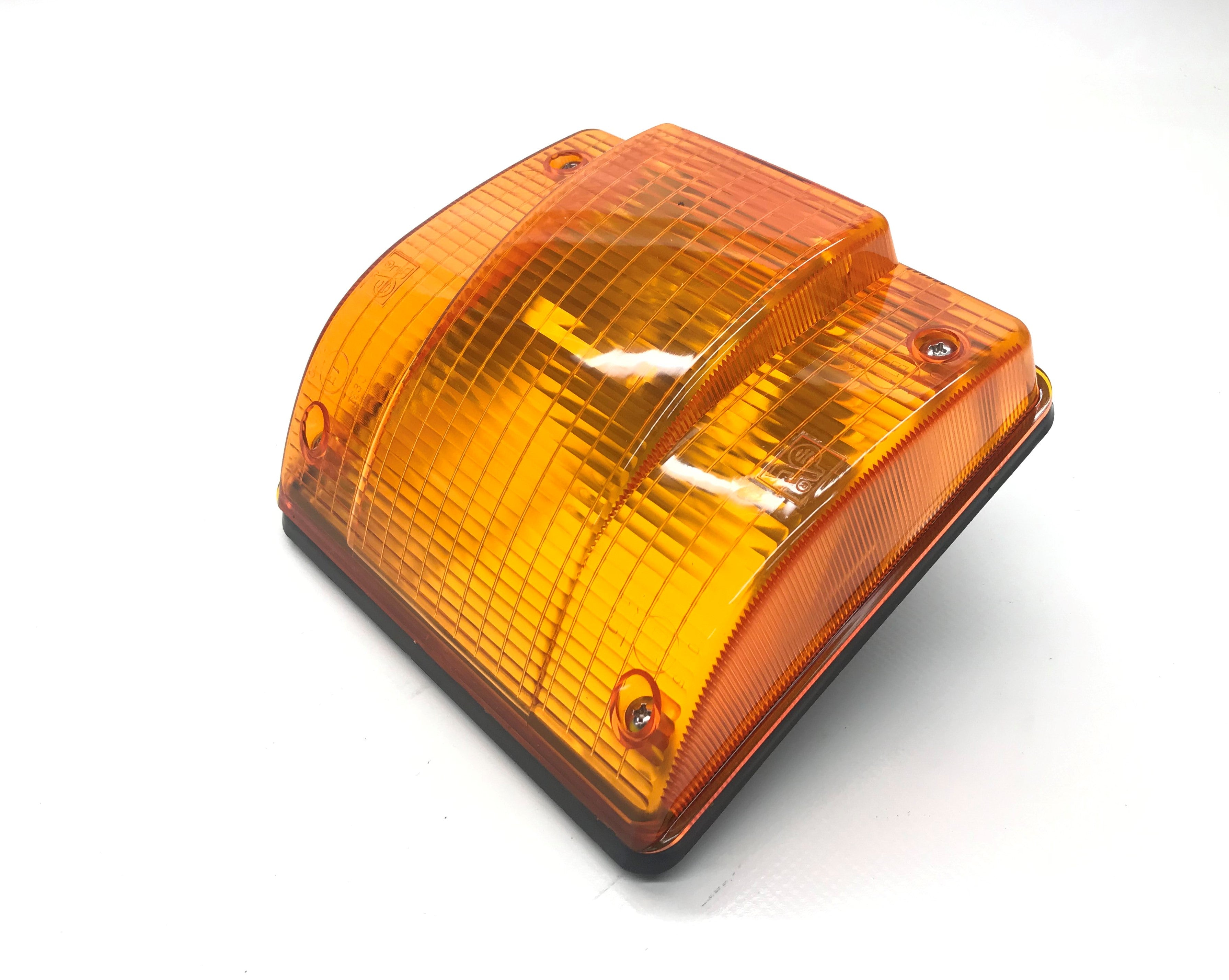MAN L2000 FRONT BUMPER INDICATOR LAMP 1994>1999 – TruckVanParts